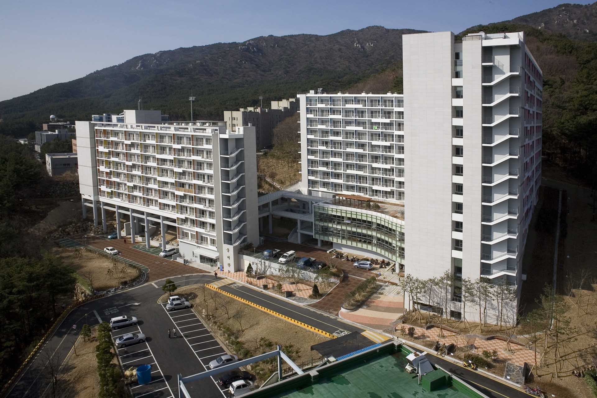 Busan National University Dormitory - All - PROJECTS - HEERIM | 희림건축